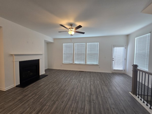 스와니 H Mart 맞은편 타운홈 렌트 > 렌트/룸메 | GTKSA